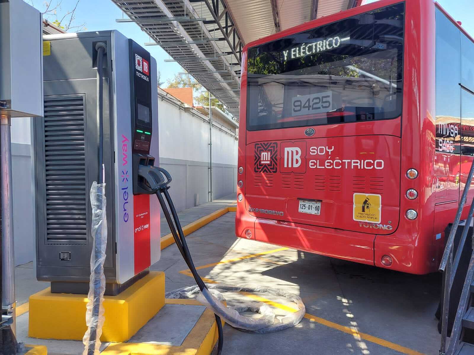 Segunda línea del Metrobús de la CDMX que opera con unidades eléctricas ...